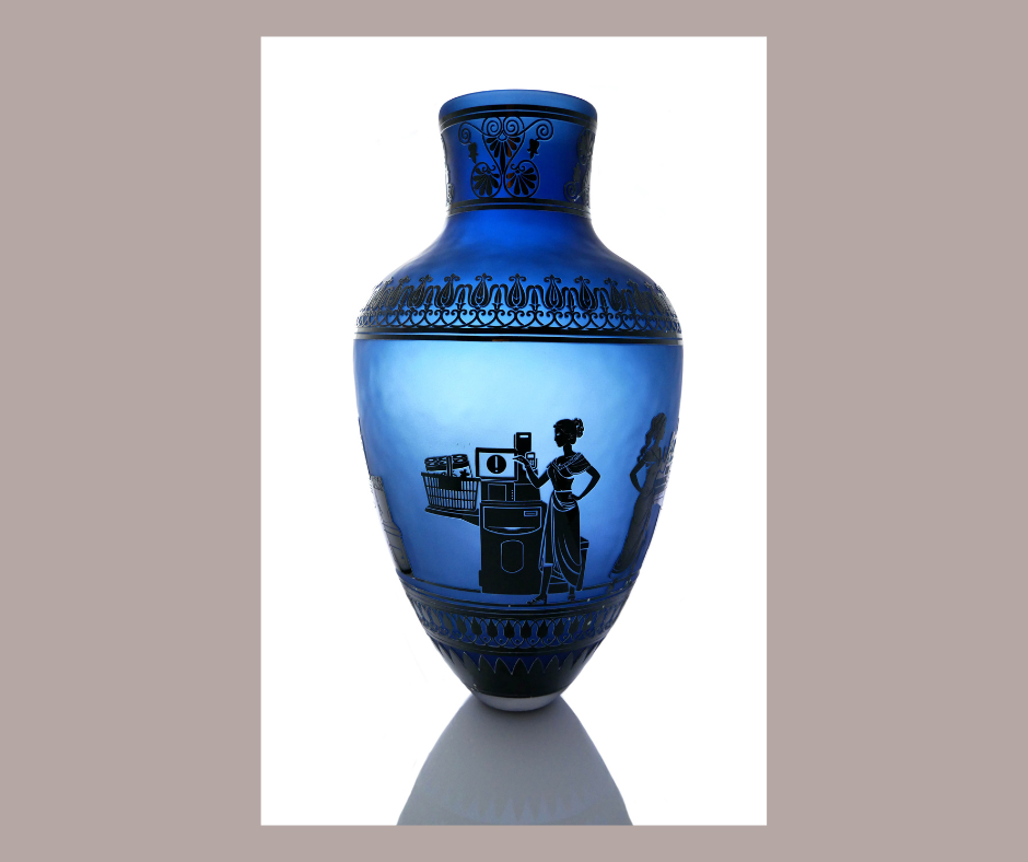 Meet Jessica Murtagh, a glass artist innovating craft and design. | SMSA